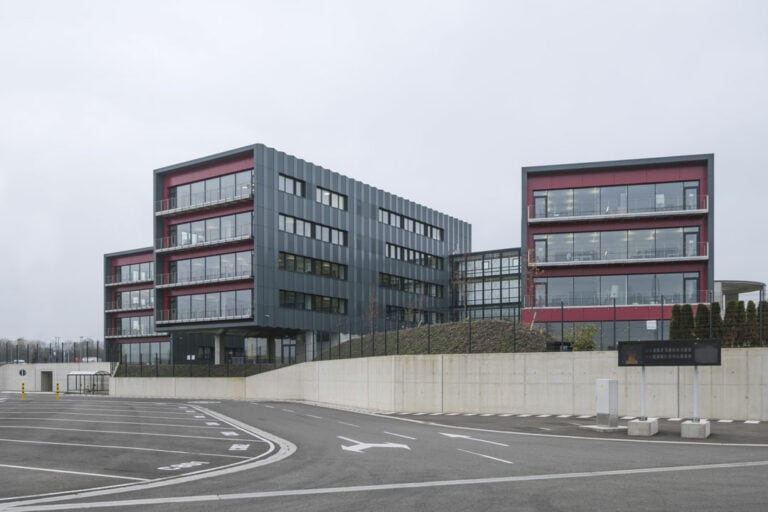 Multimodal CFL Headquarters - BALLINIPITT architectes urbanistes