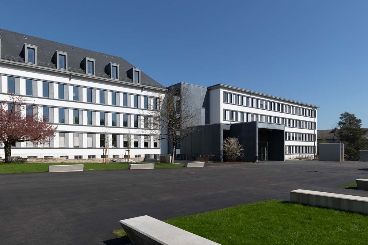 Lycée Hubert Clément - BALLINIPITT architectes urbanistes